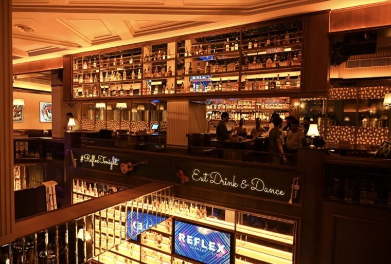 REFLEX - Bar, Brewery & Dining, M3M IFC, Gurgaon!